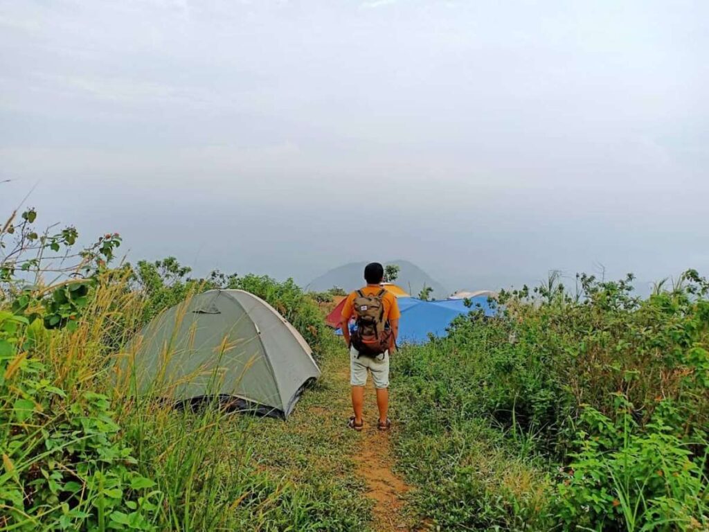 Gunung Kuta Bogor - Daya Tarik Wisata, Lokasi dan HTM Terbaru